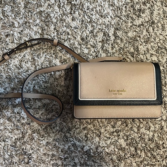 kate spade | Bags | Kate Spade 222 Fall Neutral Wallet On Chain ...